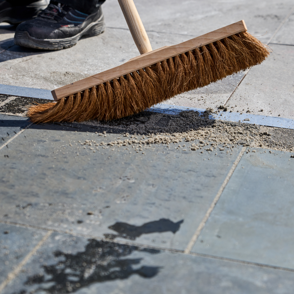 ROMEX® Easy | DIY Resin Sand for Stone Patios and Pathways