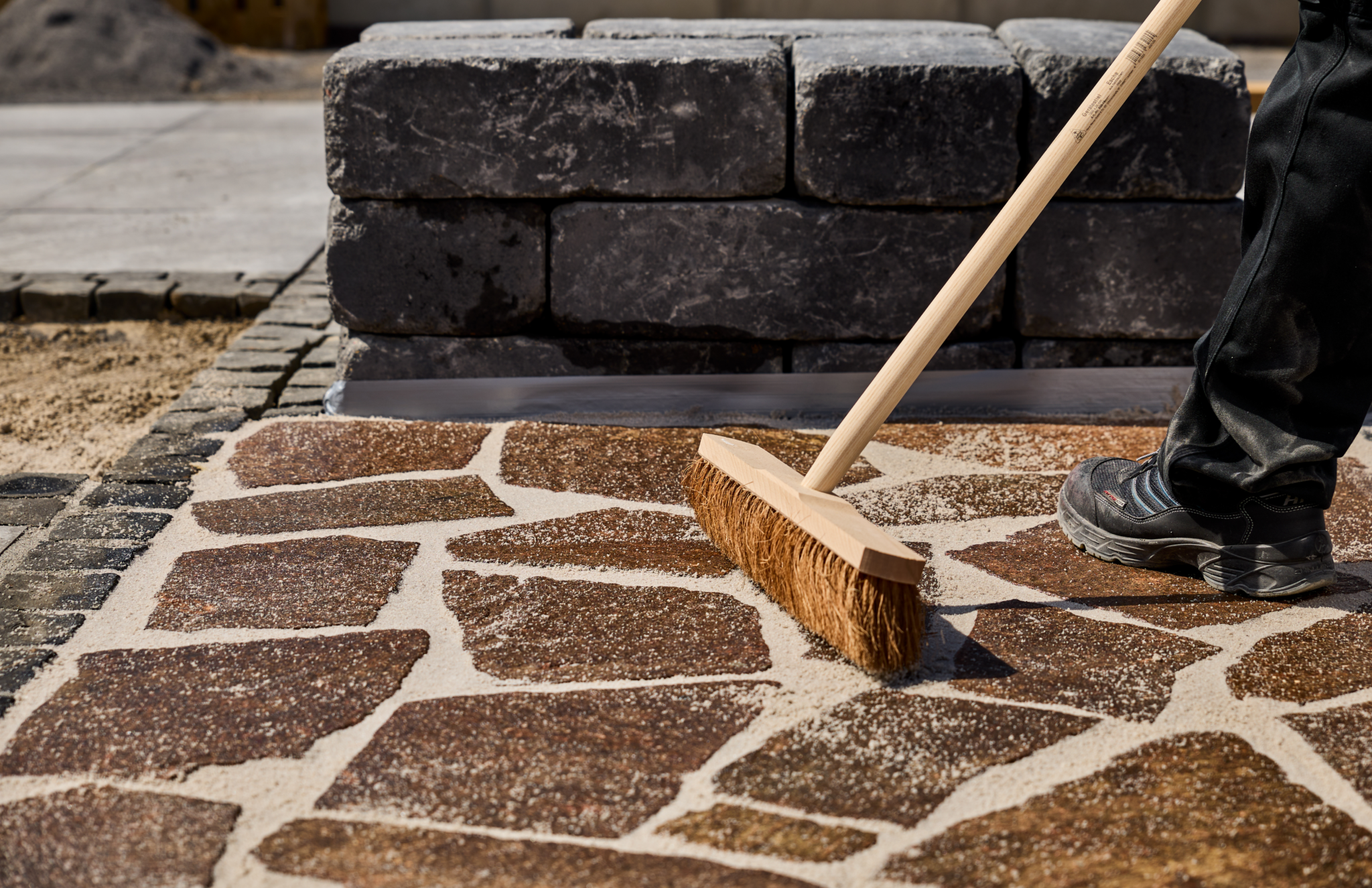 Grout Kit for Hardscape Installation | ROMEX Hardscapes